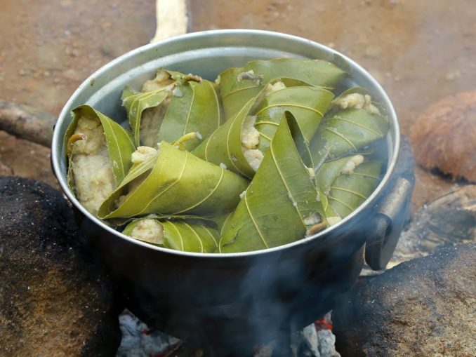 Onam Special Kaliyadakka Recipe – Village Cooking