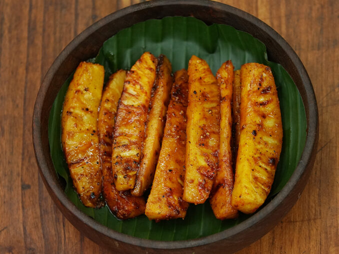 Kerala Simple Banana Snack Recipe – Village Cooking